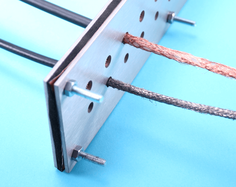 高性能ケーブルエントリシールド - Japan Homeland Security Corporation